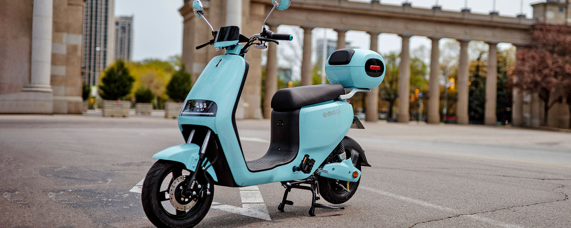 Do You Need a License to Drive a Moped in Ontario? – emmo.ca